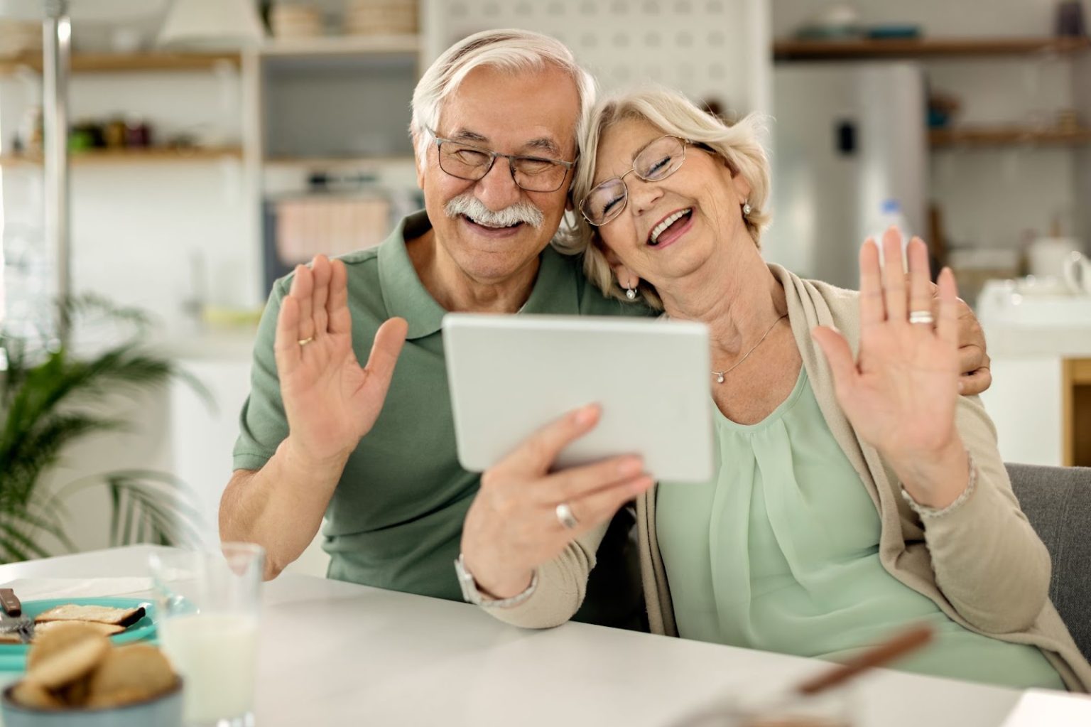 How to Use Video Calling Platforms – Comprehensive Guide for Seniors ...